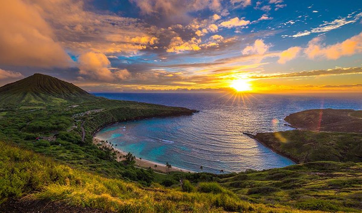 Outdoor Voyage | Honolulu Hawaii Experience / Nature & Adventure